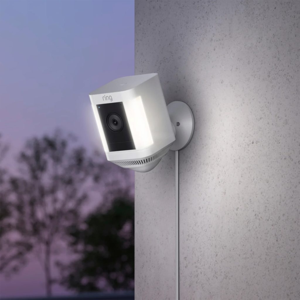 Ring Spotlight Cam Plus (Battery / Plug-In) - EasyGates.co.uk